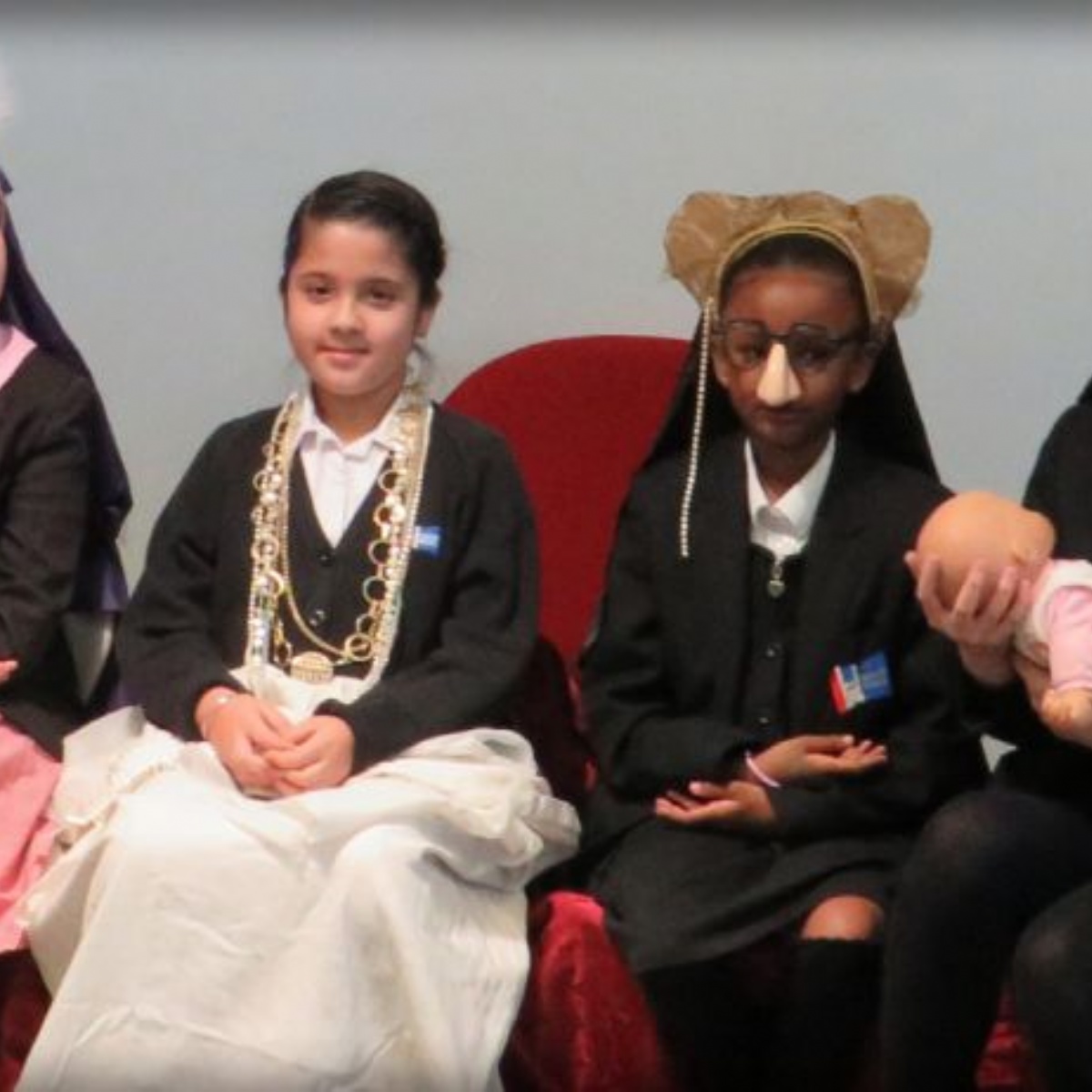 Hewens Primary - Tudor Workshop